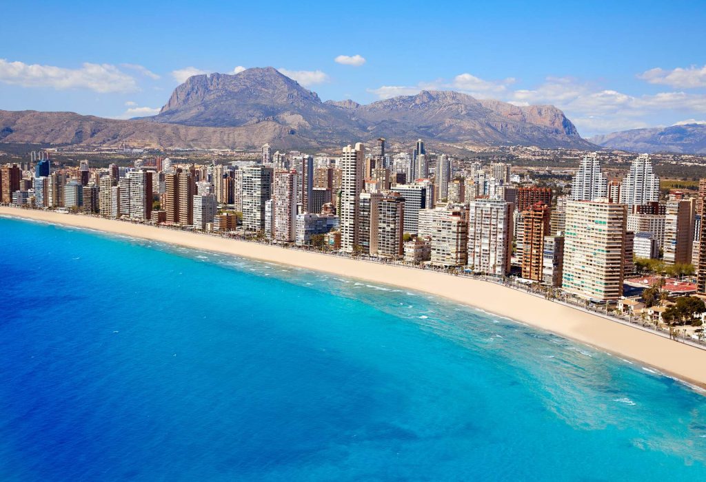 Visitez les meilleures villes au bord de mer en Espagne | KAYAK