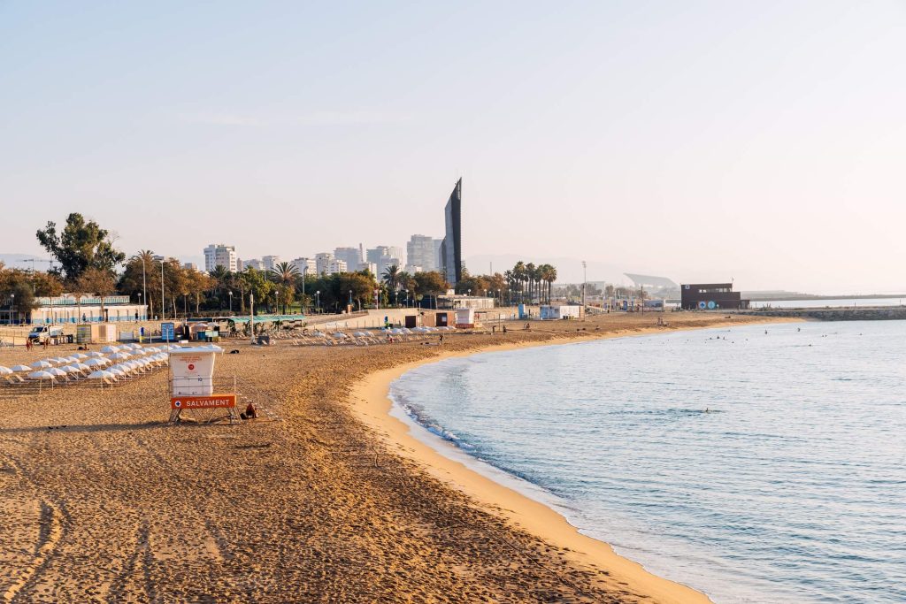 Les 12 plus belles plages de Barcelone : le guide complet | KAYAK