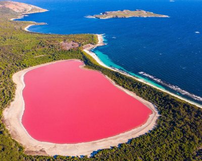 7 superbes destinations pour voir un lac rose en Australie | KAYAK