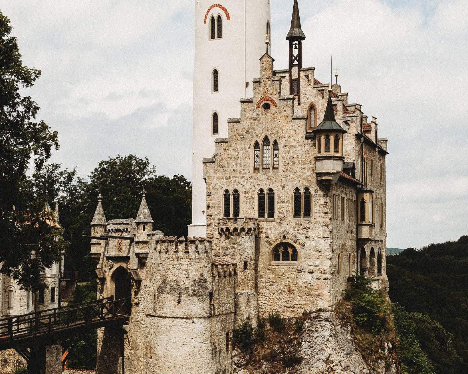 Découvrez les plus beaux châteaux en Allemagne | KAYAK