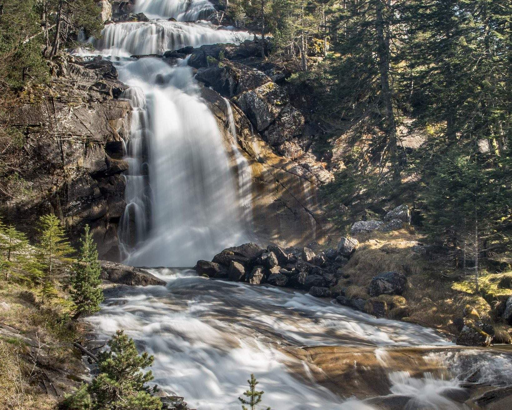 Les 12 plus belles cascades en France pour vous évader | KAYAK