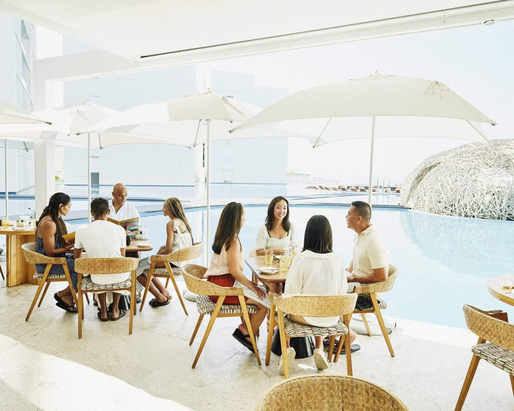 Guide complet : la demi-pension à l'hôtel, c'est quoi ? | KAYAK