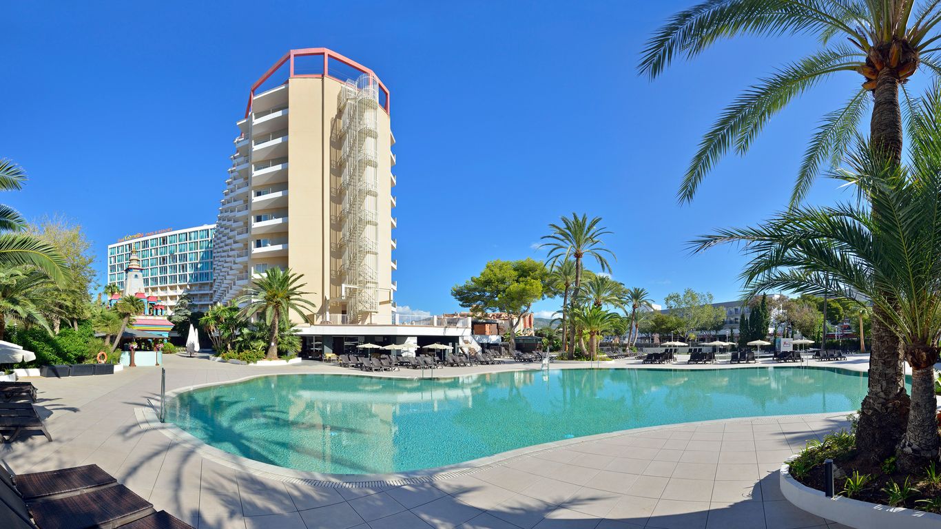 Sol Katmandu Park & Resort à partir de 91 €. Hôtels à Magaluf - KAYAK